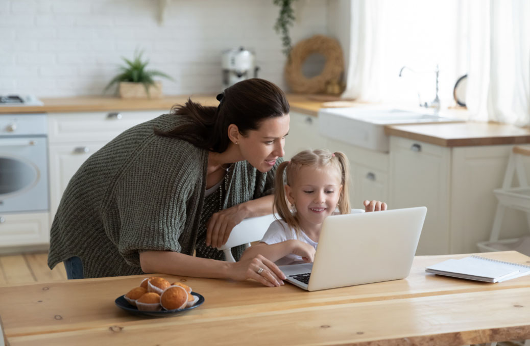 ONLINE SAFETY TIPS FOR KIDS AND PARENTS