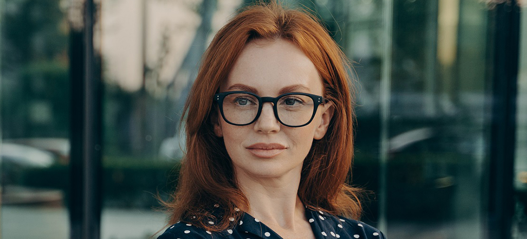 3 Ways to Professionally Stand Out in the Workplace